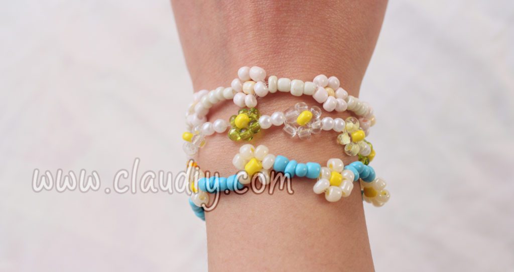 Cómo Hacer Anillo y Pulsera de Flores con Mostacillas - ClauDIY